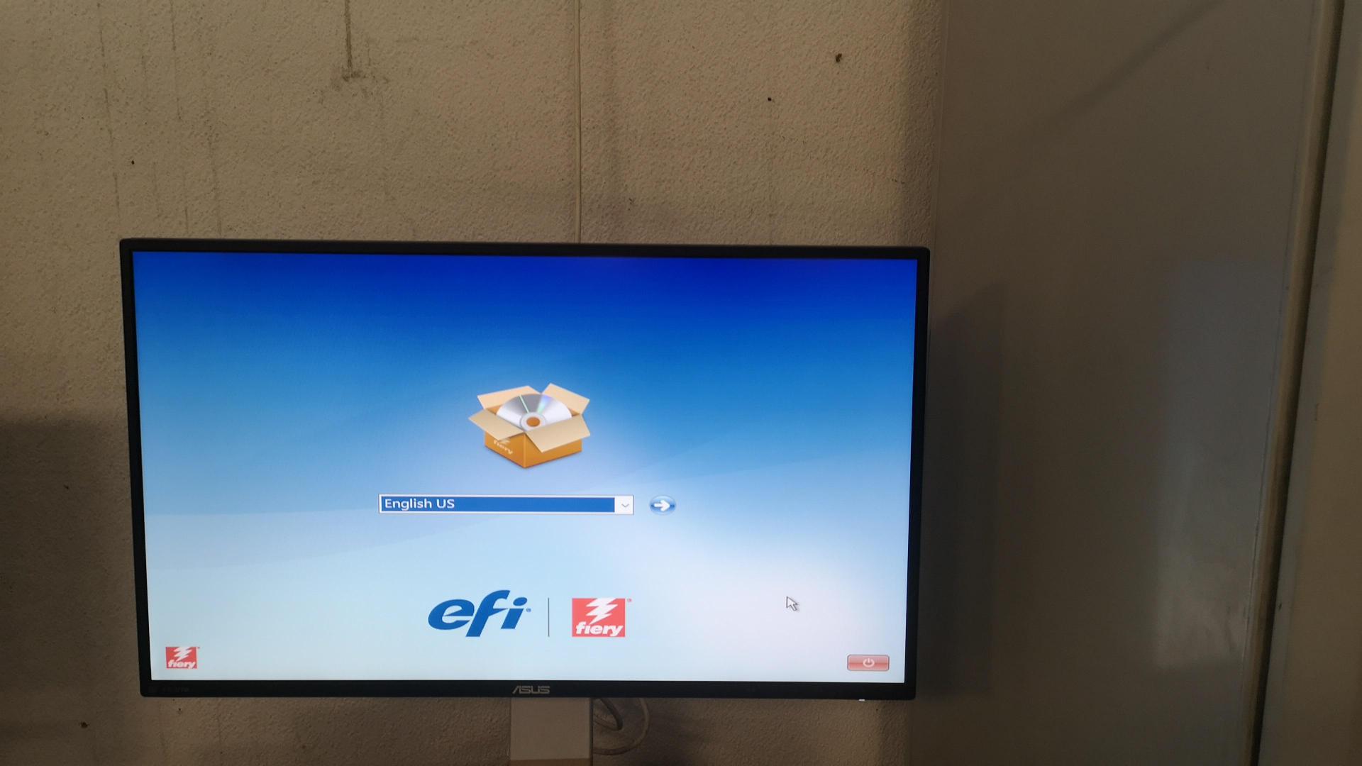 After reboot of the Fiery XF proServer it comes with a window that offers to reinstall the system.